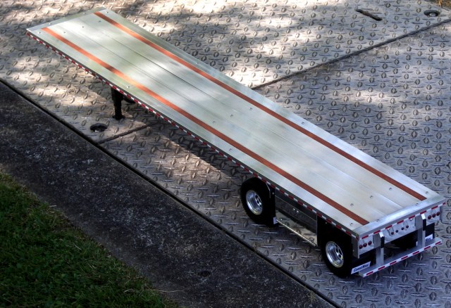 RC4WD Lowboy Jeep | Custom Aluminum Flatbed Trailers for Tamiya Trucks