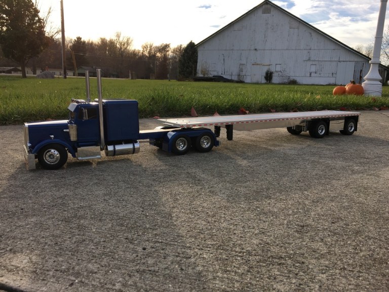 Customers’ Rigs Gallery | Custom Aluminum Flatbed Trailers for Tamiya ...